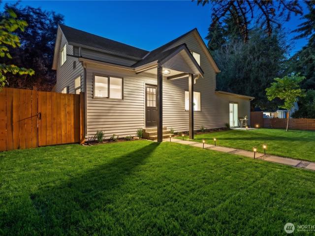 815 E 60th Street