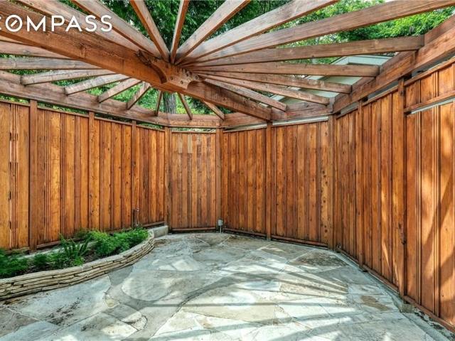 815 E 31st St A, Austin, TX