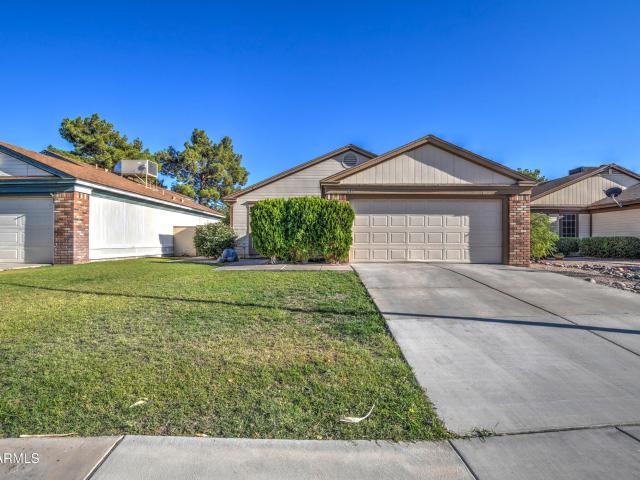 815 E Calle Del Norte