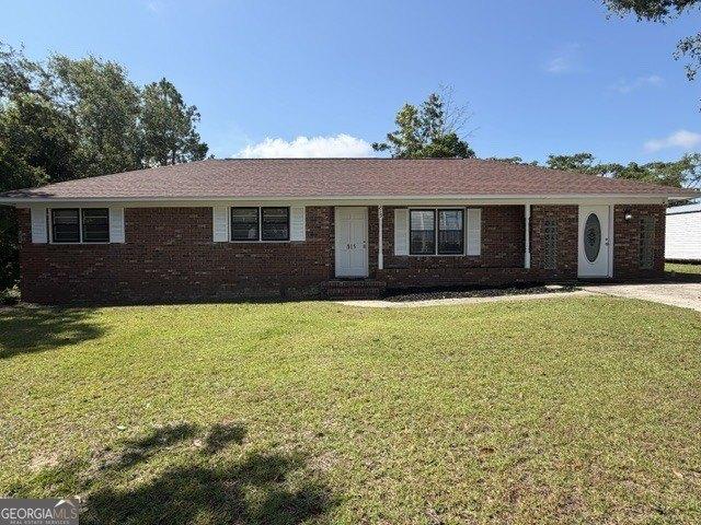 815 E Edwards St, Mount Vernon, GA 30445