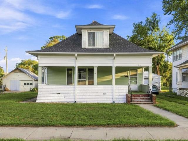 815 E Sherman St, Hutchinson, KS 67501