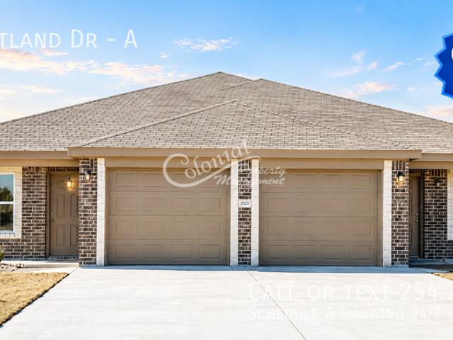815 Eastland Dr, 3 beds, 2 full baths