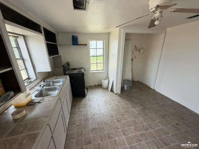 815 Extrumberto Solis Road