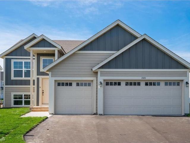 815 Fox River Rd, Somerset, WI 54025