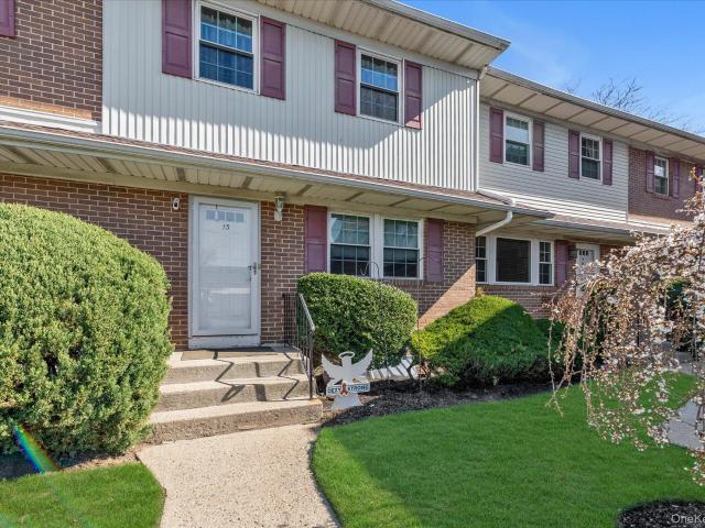 815 Franklin Ave, Unit 13, Valley Stream, NY 11580 | MLS #971926 | Compass