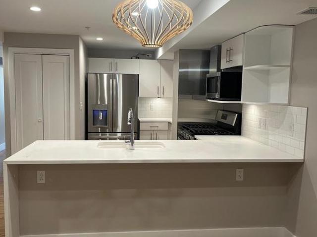 815 King Street # 3A