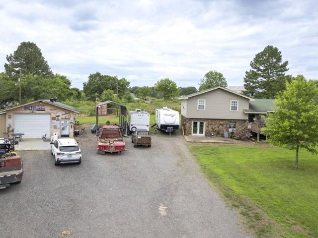 815 Old County Road N, Plainview, AR 72857
