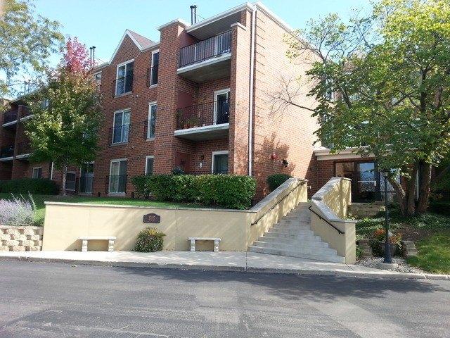 815 Leicester Rd Unit 214A, Elk Grove Village, IL 60007