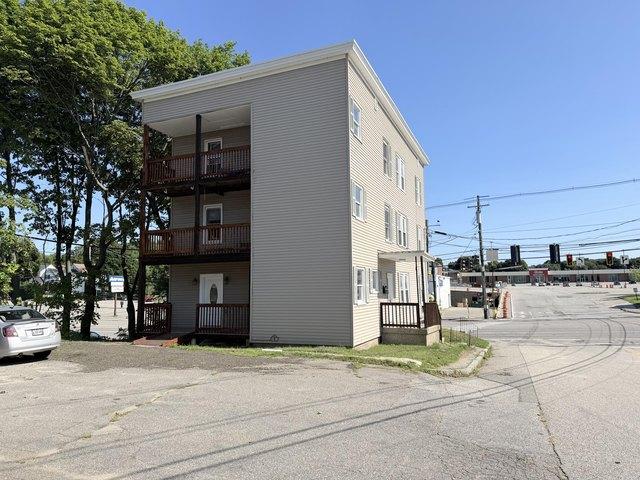 815 Lisbon St, Lewiston, ME 04240