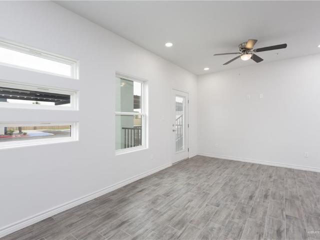 815 N 15th Street 75F