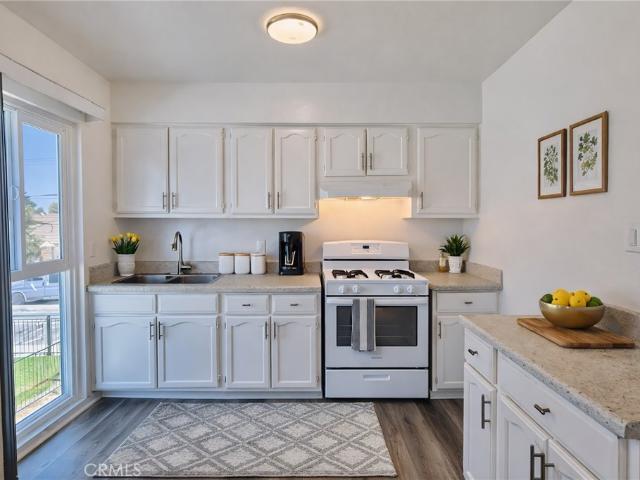 815 N Rose J