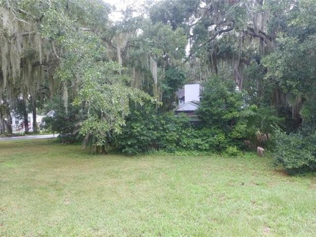 815 S 9th St, Leesburg, FL 34748