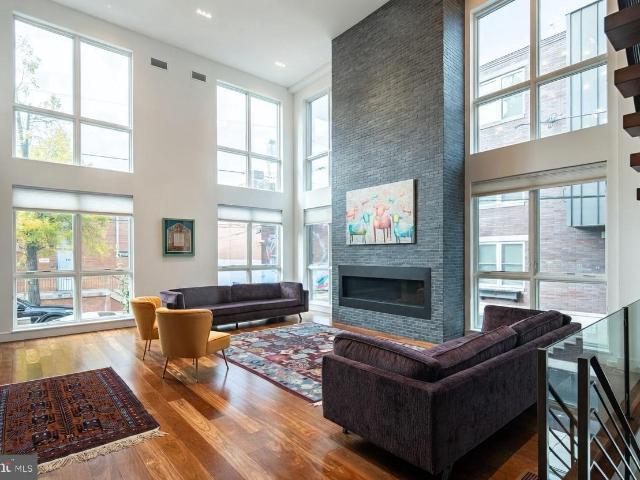 815 S 20th St, Philadelphia, PA 19146 | MLS #PAPH2607