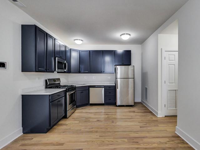 815 S Carpenter Street # 3R