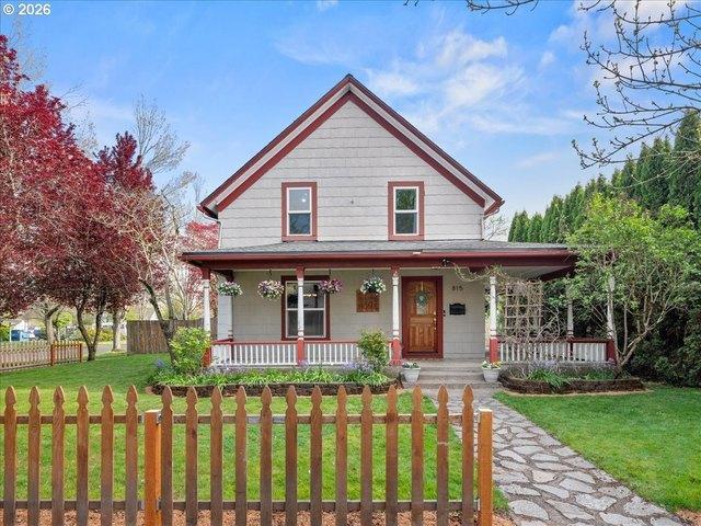 815 Shipping St NE, Salem, OR 97301