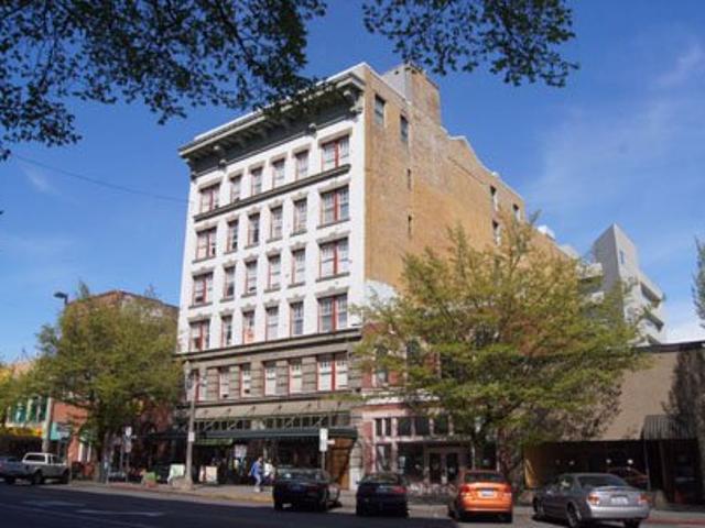 815 Pacific Ave 1 bed, 1 full bath