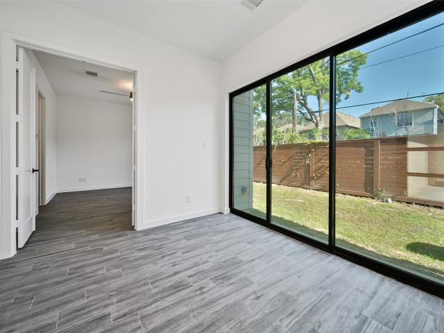 815 W 17th Street