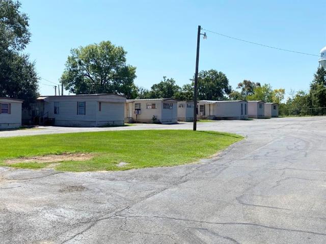 815 W 16th