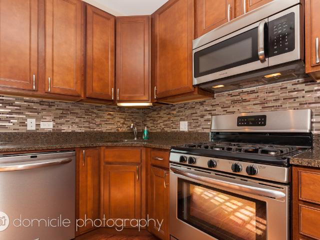 815 W Newport Avenue # 1R