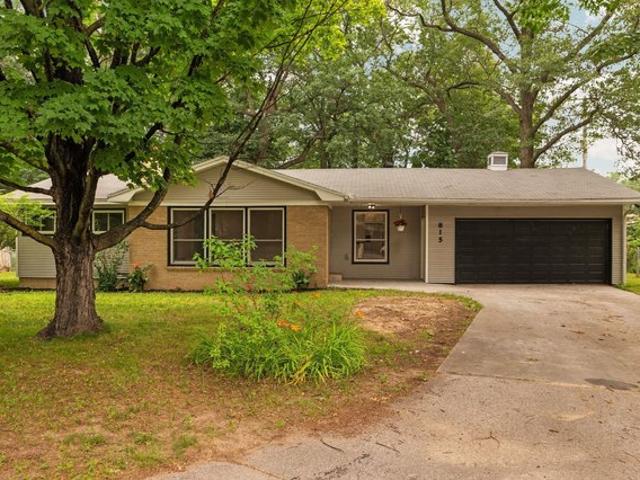 815 Westminster Rd, Traverse City, MI 49686