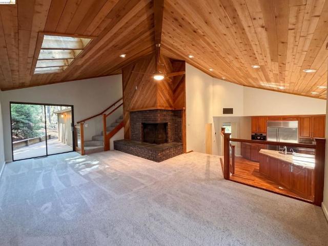 815 Wild Oak Dr