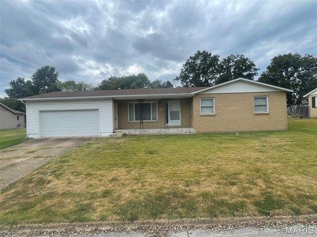 815 Thornton St, Waynesville, MO 65583