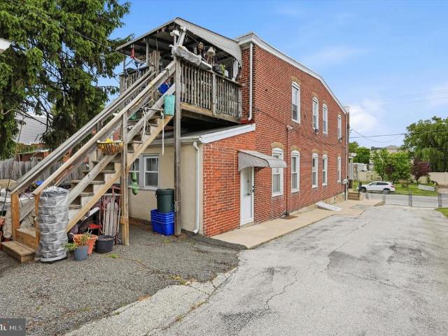 815 Tremont Avenue