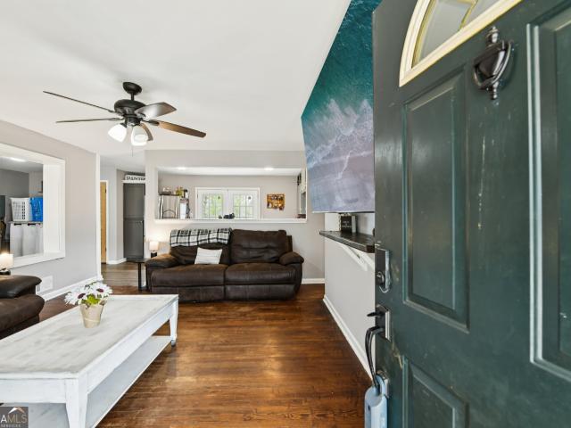 8165 Laurel Drive SW