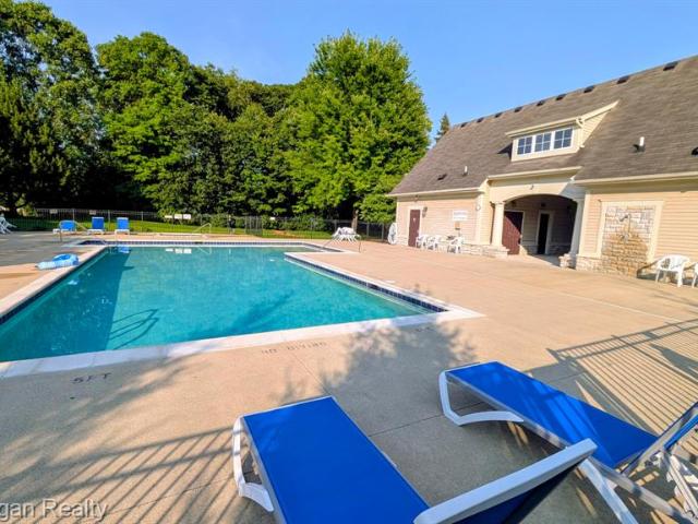 8165 Timber Trail