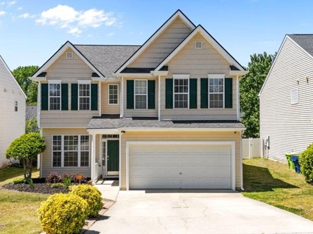 8167 Willowglen Dr, Raleigh, NC 27616