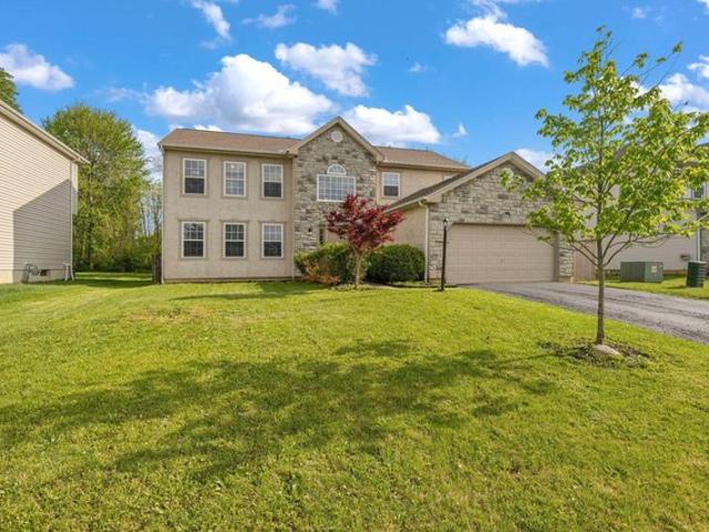 8168 Slate Ridge Blvd, Reynoldsburg, OH 43068