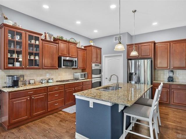 8169 S Blackstone Pkwy, Aurora, CO 80016