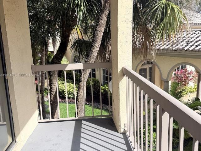 8160 Geneva Ct, Unit 202, Doral, FL 33166 | MLS #A11951 | Compass
