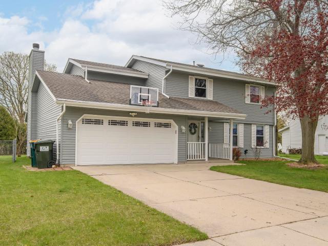 8160 S Wildwood Dr, Oak Creek, WI 53154 | MLS #1960 | Compass