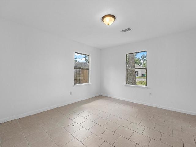 8161 Record St, Houston, TX 77028 | MLS #39866