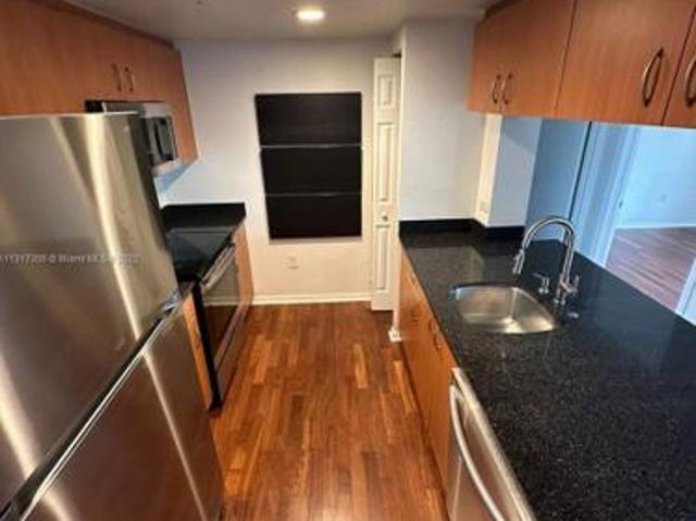 816 11th St NW #505, Miami, FL 33136