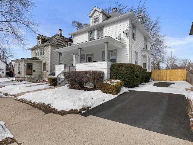 816 18th Street