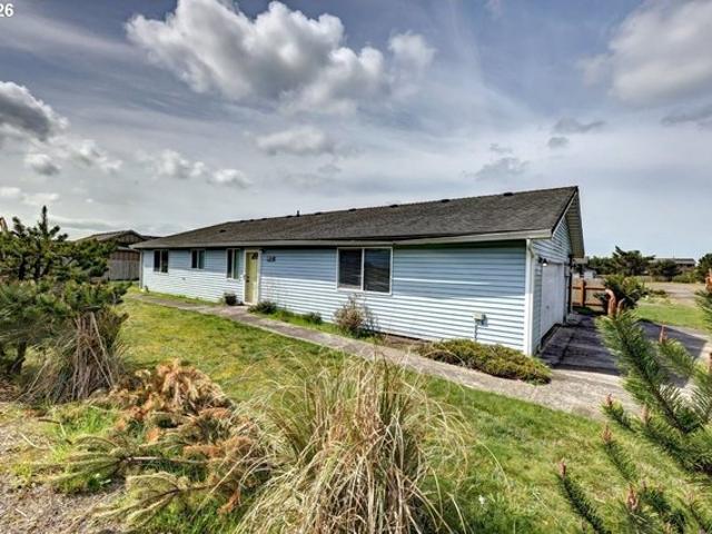 816 325th Pl, Ocean Park, WA 98640