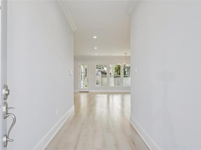 816 Colony Place