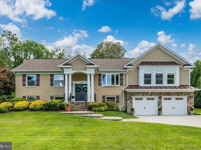 816 Constellation Dr, Great Falls, VA 22066