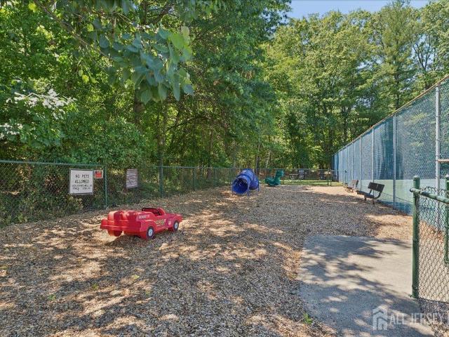 816 Cricket Lane