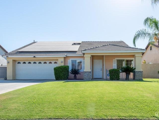816 Astoria Park Dr, Bakersfield, CA 93311