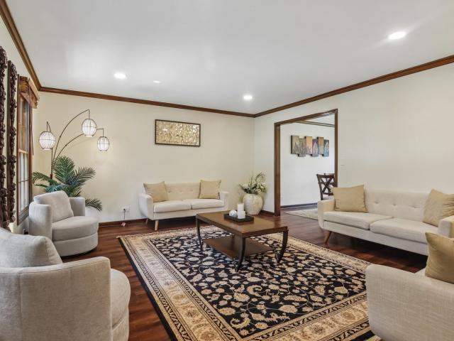 816 Bonnie Brae Lane