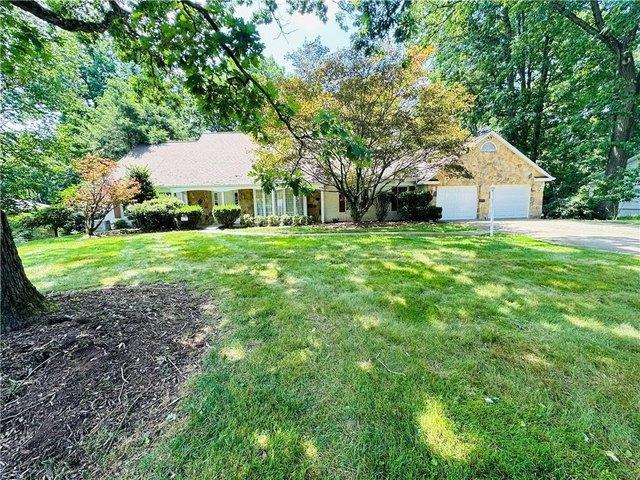 816 Belmont Rd, Butler, PA 16001