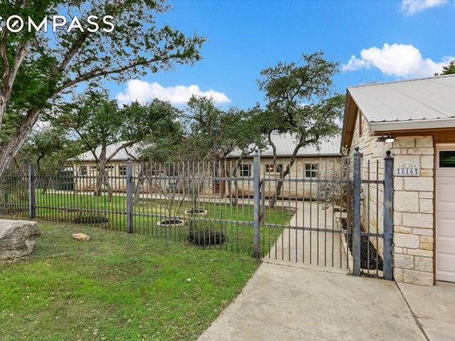 816 Buttercup Ln, Wimberley, TX