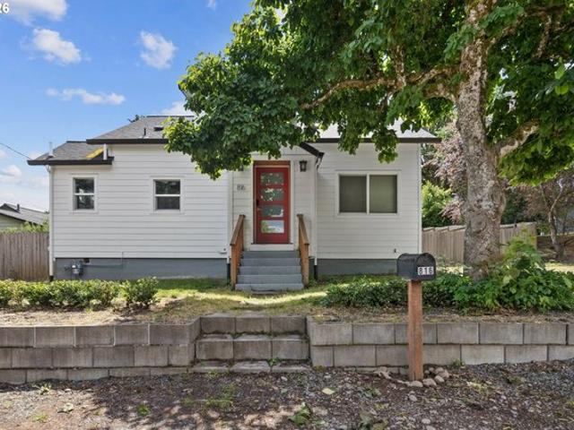 816 Buchanan St, Oregon City, OR 97045
