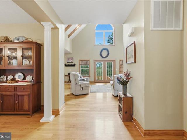 816 Great Lake Drive
