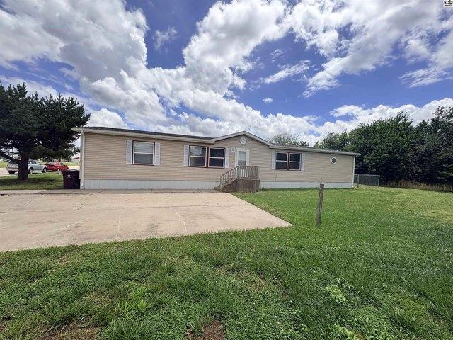 816 Deerfield, McPherson, KS 67460