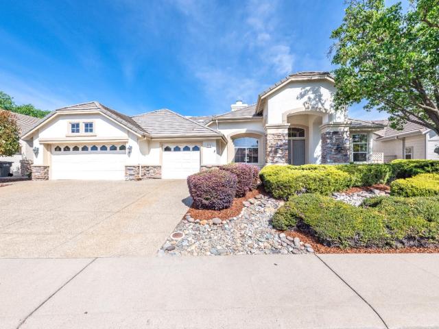 816 Dragonfly Ct, Roseville, CA 95747 | Compass