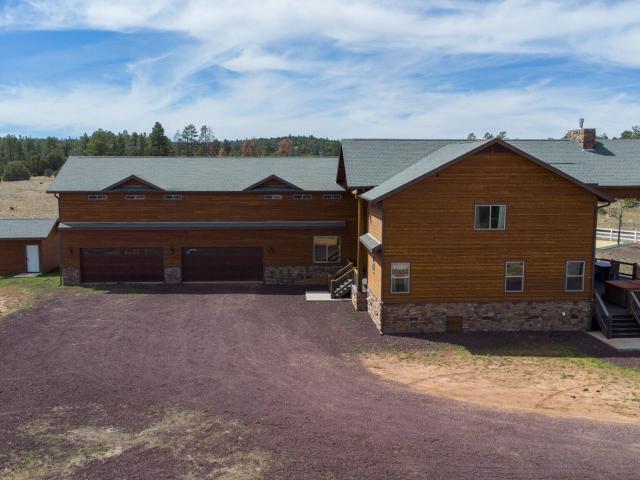 816 Fern Way
